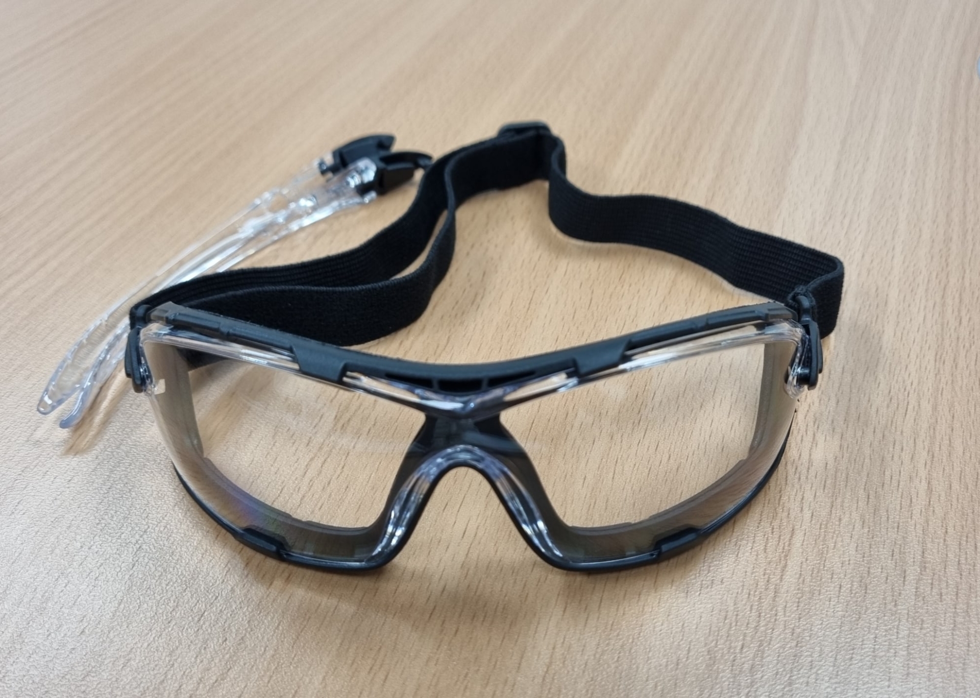 SAFETY GLASSES - CLEAR LENS - RIGA SPOGGLE - Brit Direct